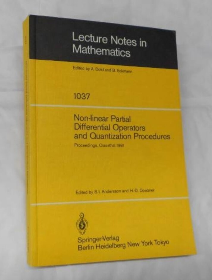 Non Linear Partial Differential Operators And Quantization Procedures