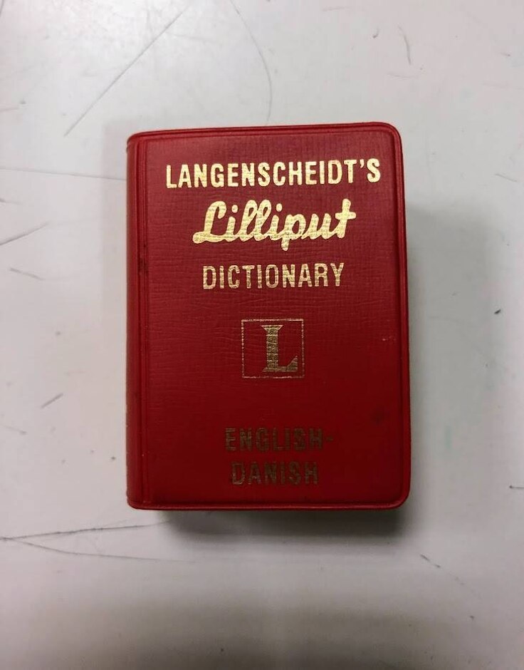 Langenscheidt's Lilliput Dictionary English-Danish | Oxfam Shop